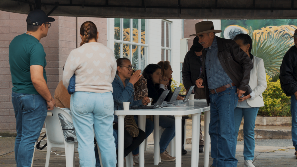 Historic Pact and Democratic Center parties lead Colombia’s legislative ...