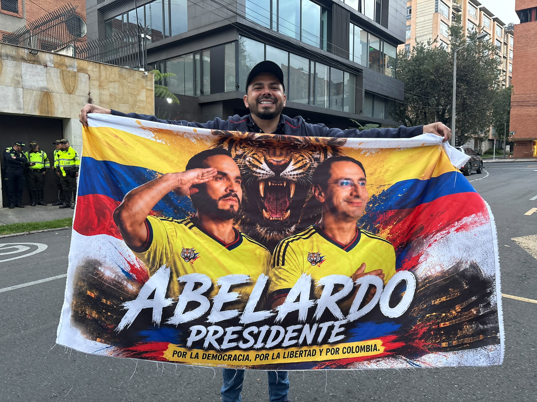 Right wing populist Abelardo de la Espriella, nicknamed ‘The Tiger ...